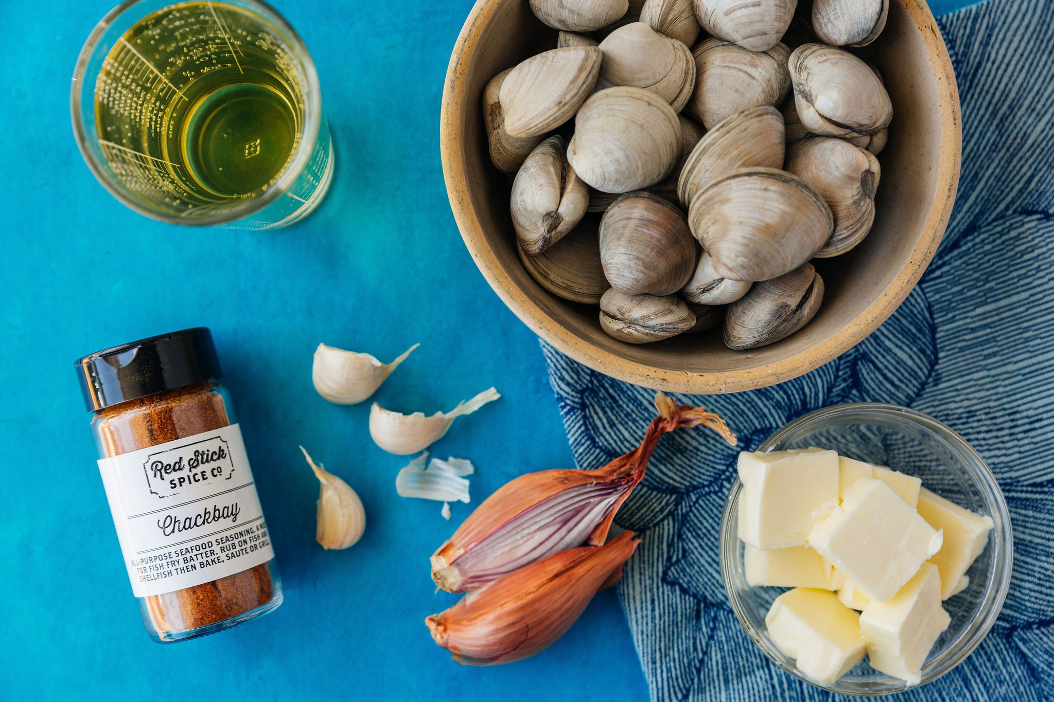GARLIC & WHITE WINE CLAMS Recipe | Red Stick Spice