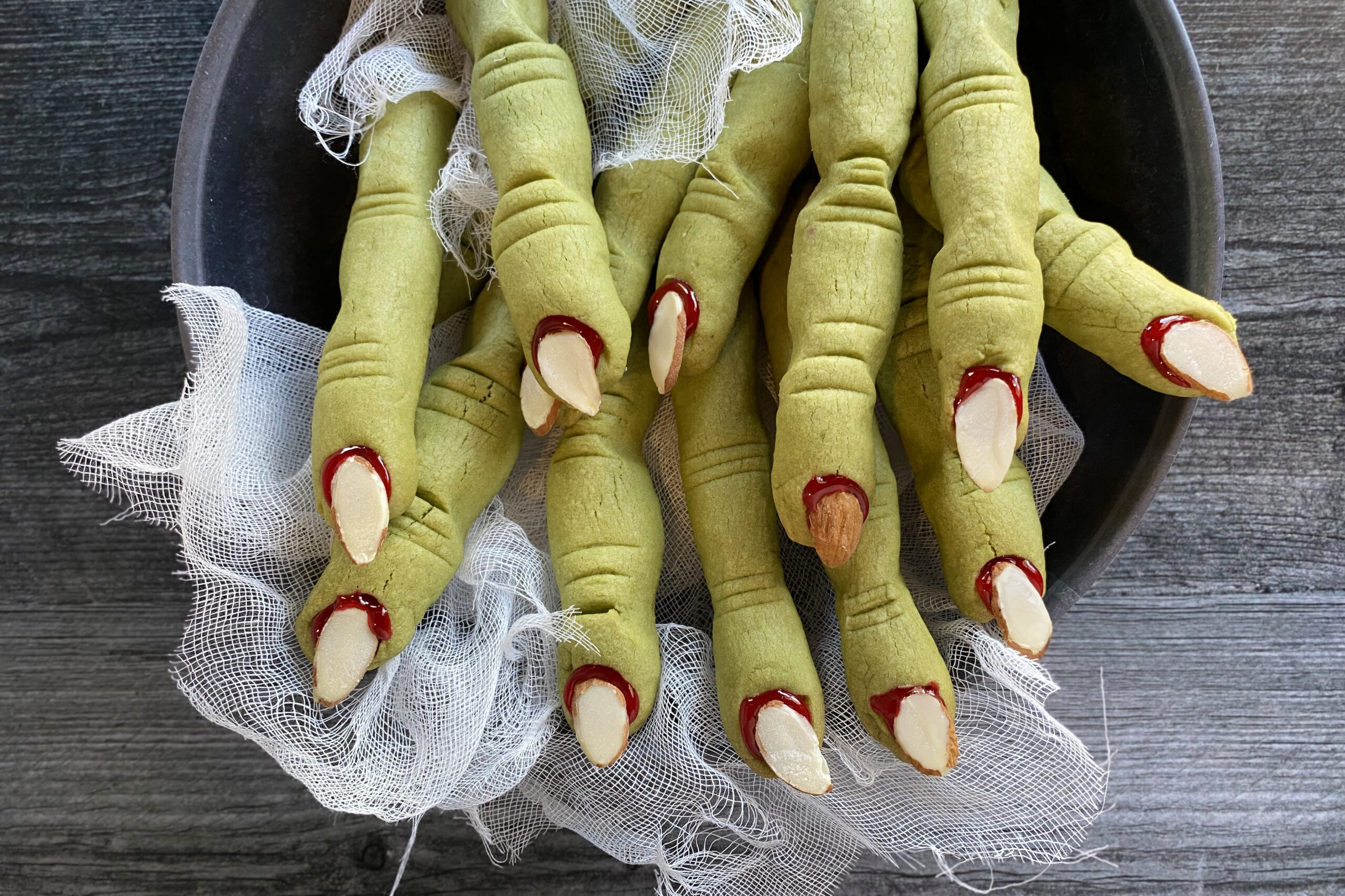 CREEPY WITCHES FINGERS Recipe | Red Stick Spice