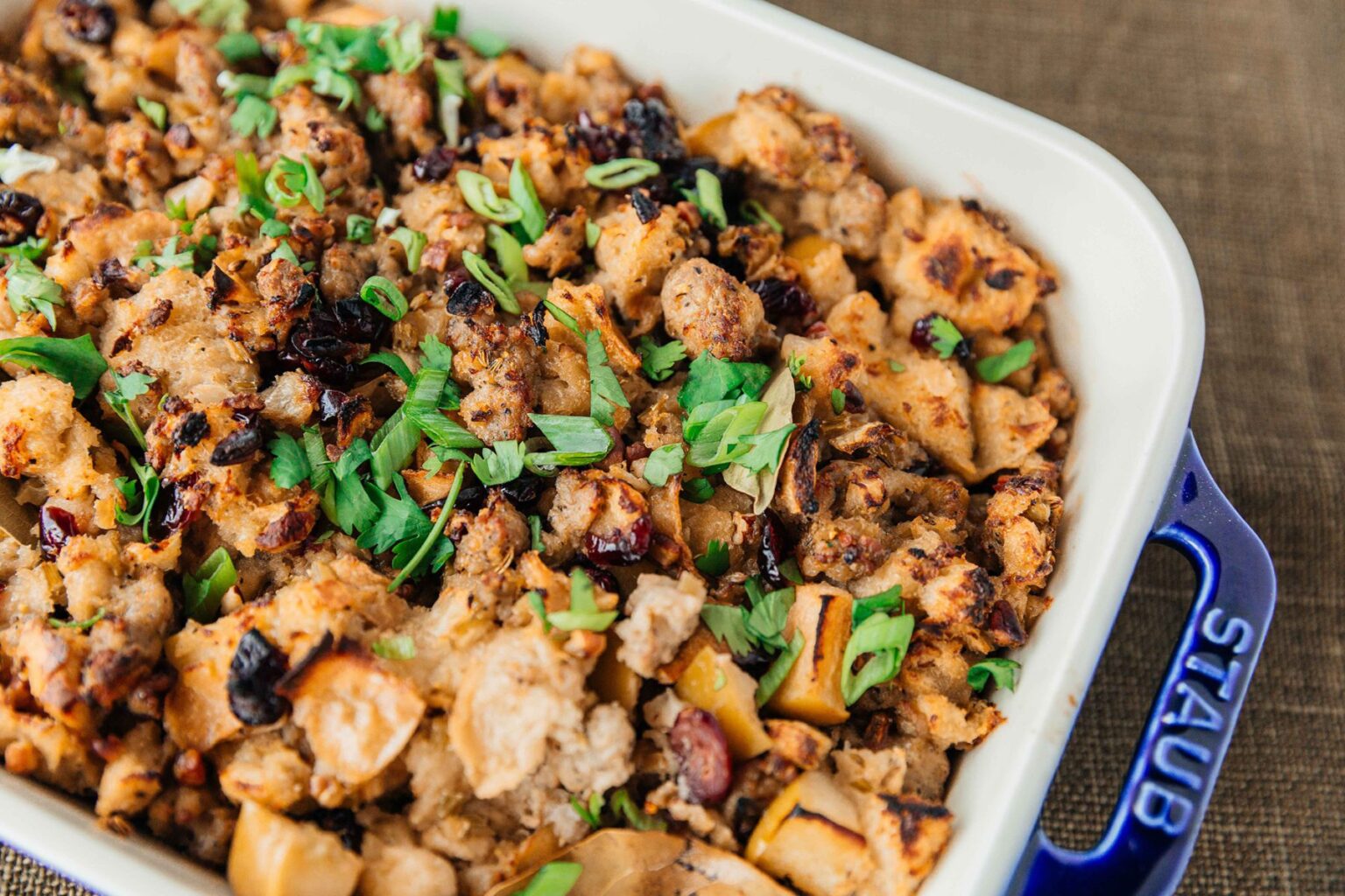 APPLE, CRANBERRY & SAUSAGE STUFFING Recipe | Red Stick Spice