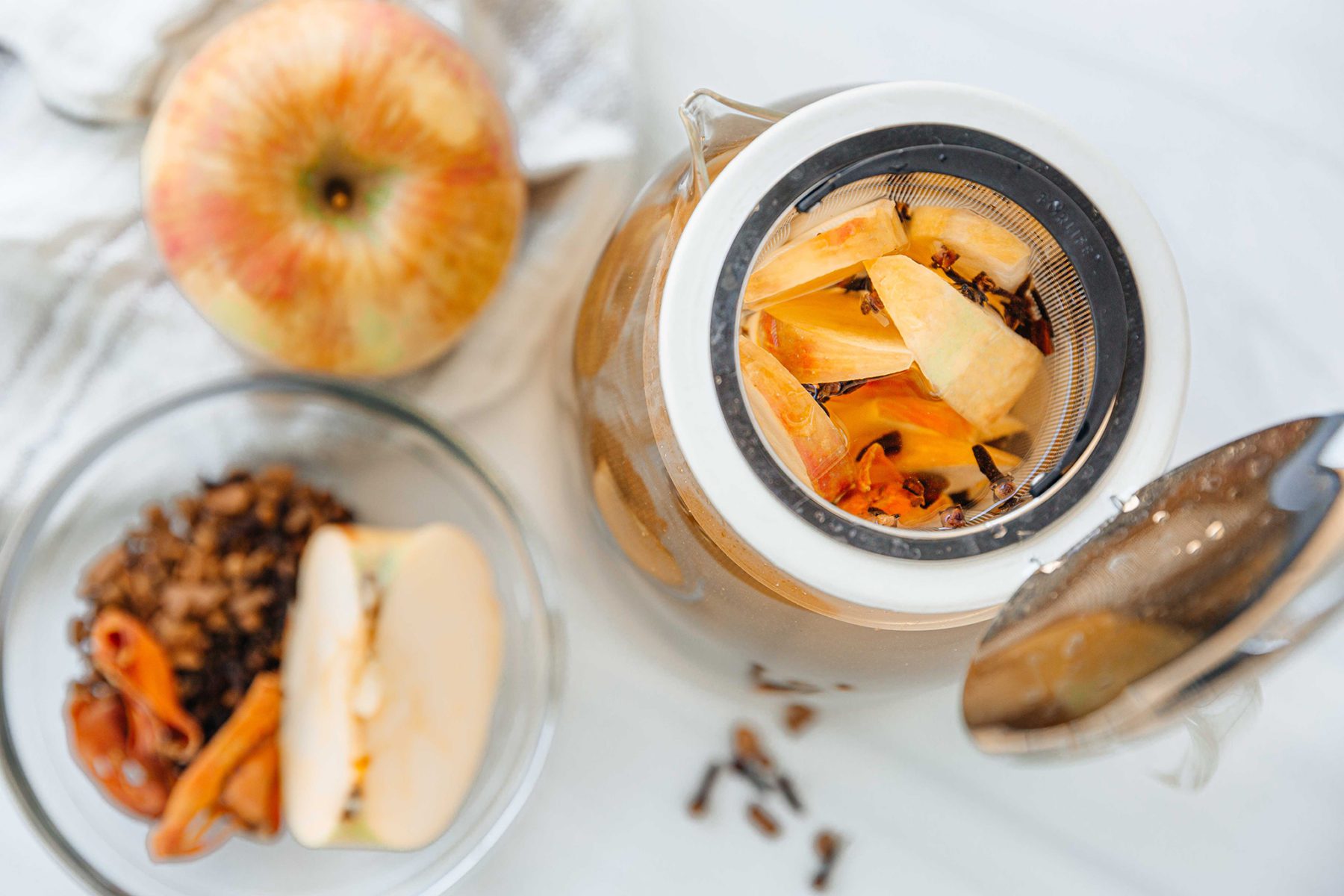 Autumn Spice & APPLE INFUSED WATER Recipe | Red Stick Spice